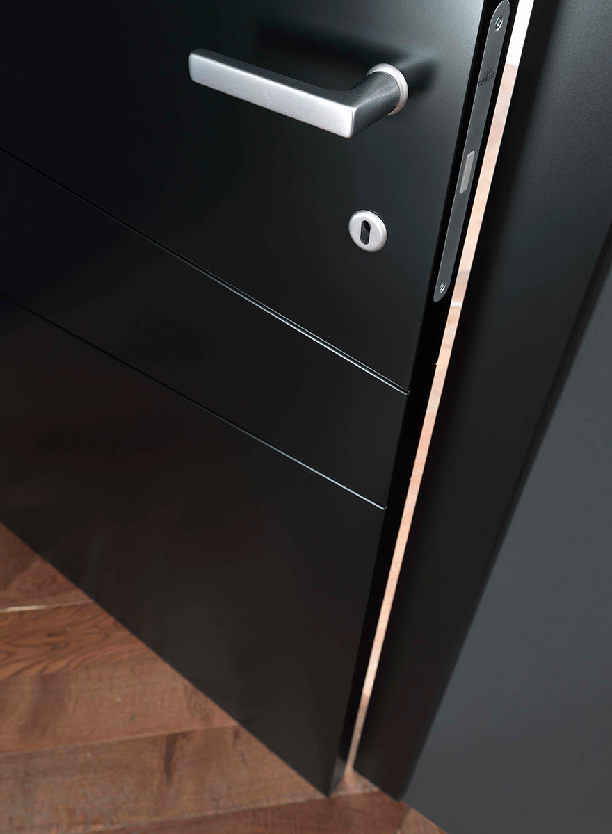 Engraved lacquered door Slice | DOOR2000